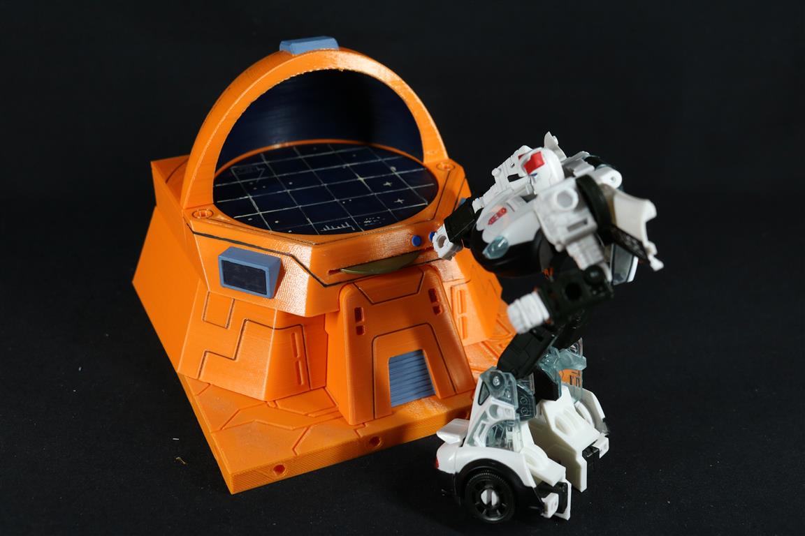 3D file Autobot Shuttle Main Terminals from Transformers the Movie 🤖・3D ...
