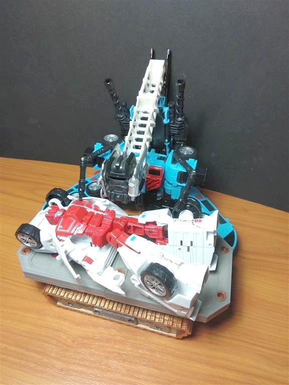 3D file Combiner Wars Hotspot Repair Arms・3D printer model to download ...