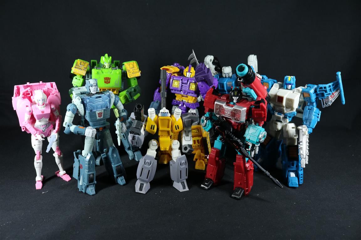 3D file Guzzle from Transformers Comics' The Wreckers 🤖・Model to ...