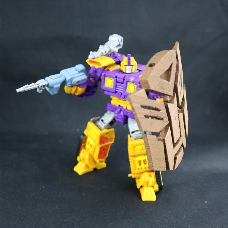 3D file Libertas Autobot Shield・Design to download and 3D print・Cults