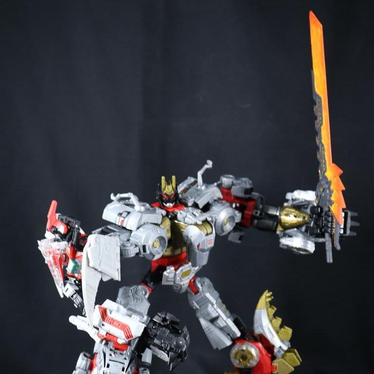 3D file Transformers Volcanicus Ember Sword and Primordial Forge・Model ...