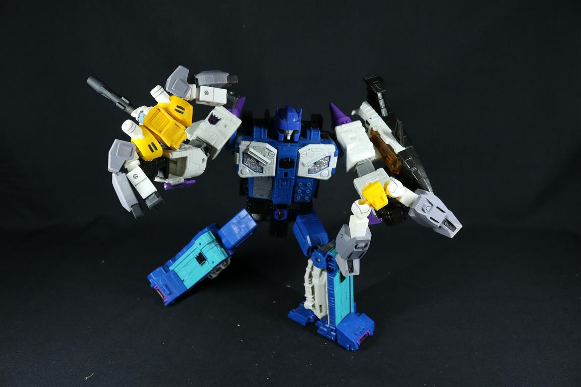 3D file Guzzle from Transformers Comics' The Wreckers 🤖・Model to ...