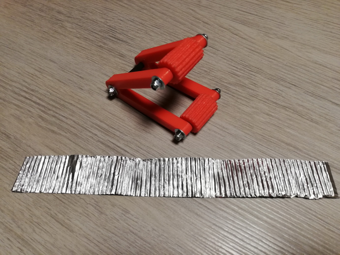 Free STL file 1/48 corrugator・Object to download and to 3D print・Cults